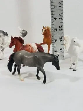 Breyer Reeves | Toys | Breyer Reeves Horse Figures Minis Set Of 6 ...